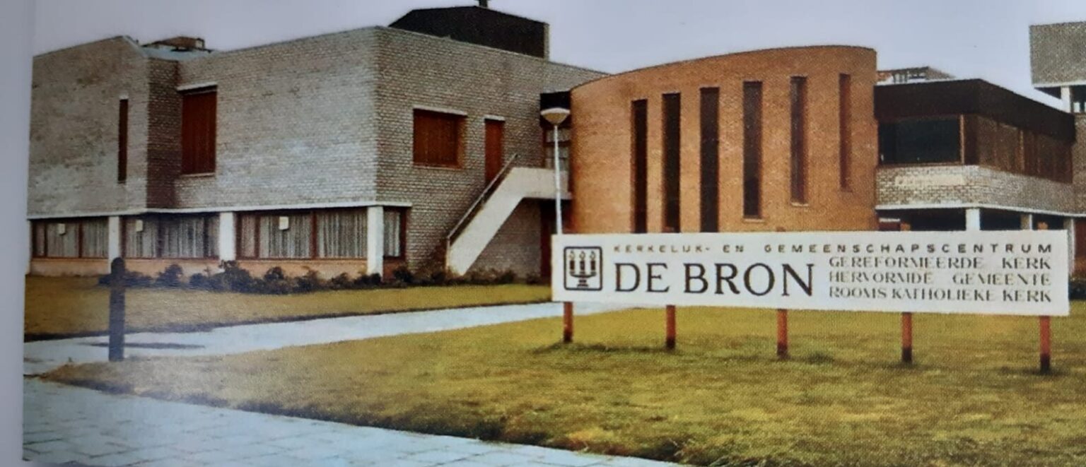 De Bron bestaat 50 jaar! – Zalencentrum De Bron